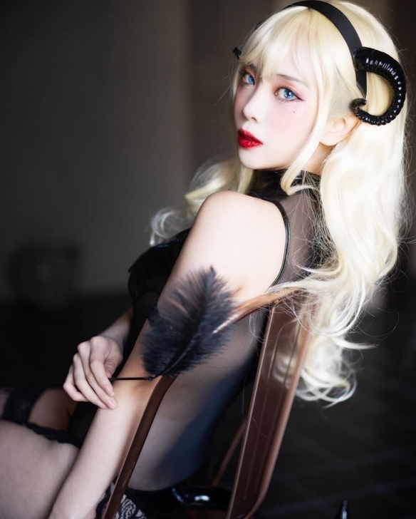 电眼樱唇玉齿微露颜迷人 韩国美女Coser Dami美图赏_新浪游戏_手机新浪网