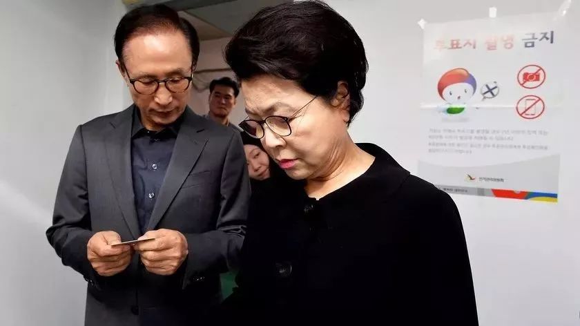 韩国！大事件！_手机新浪网