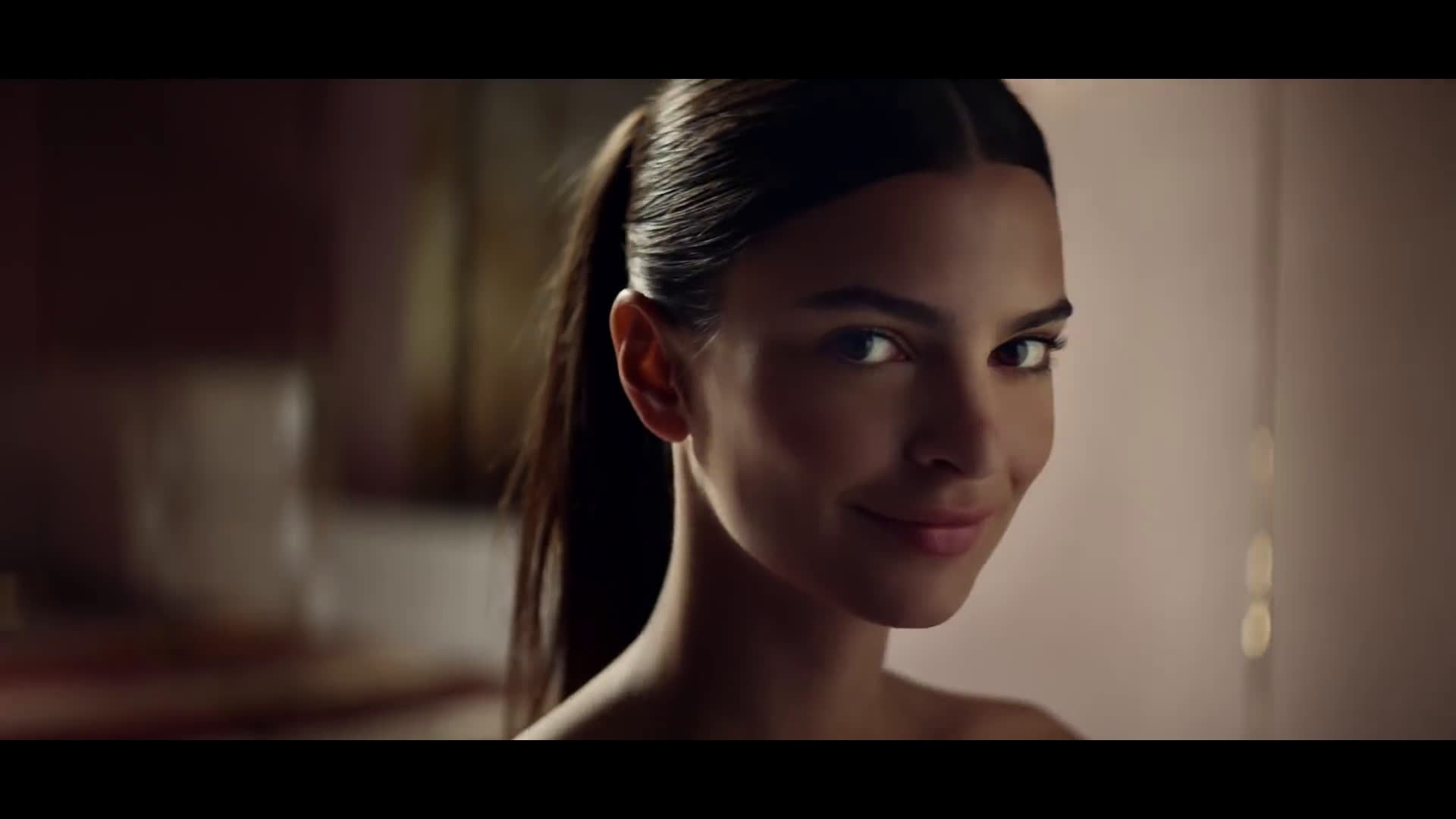 Pure XS For Her / Starring Emily Ratajkowski | PACO RABANNE_手机新浪网