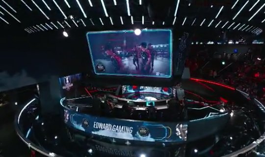 S8：EDG击败INF拿下胜利，厂长再出新梗被玩家玩坏！_新浪游戏_手机新浪网