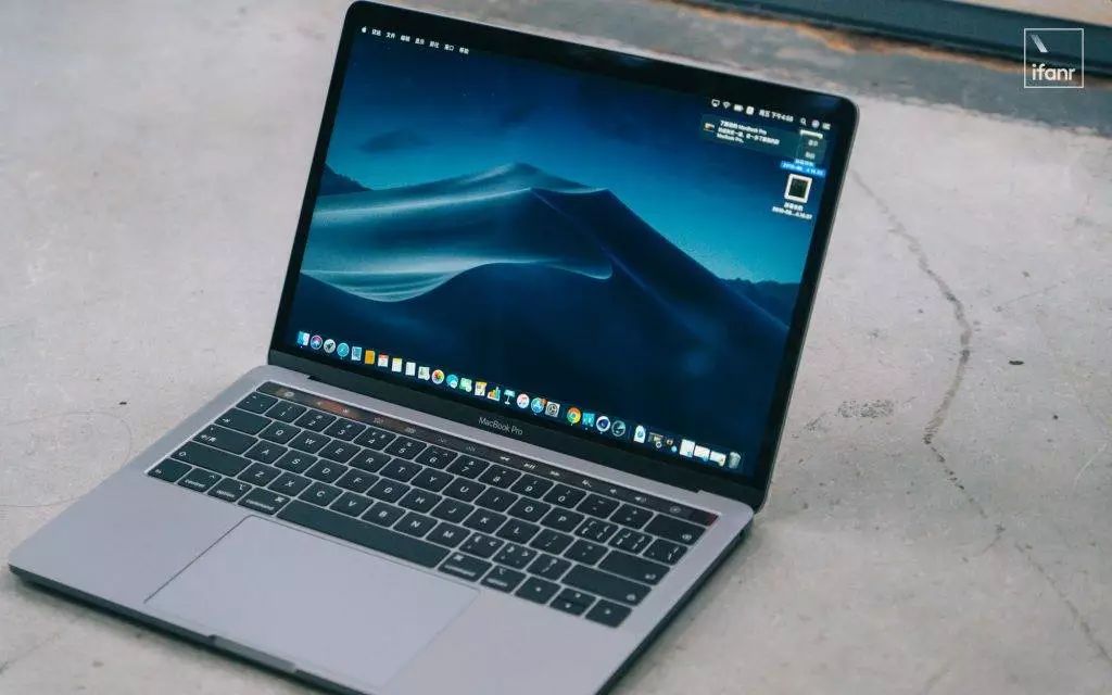 新 13 英寸 MacBook Pro 曝光：搭载 10nm 处理器，性能大幅提升__财经头条