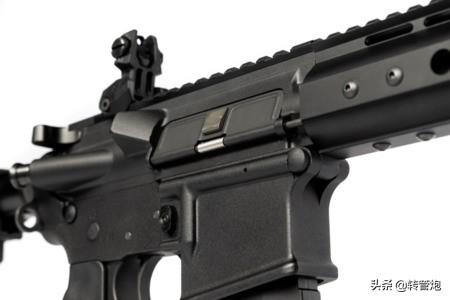 俄罗斯抛弃AK步枪，仿造美国M16步枪？中国军迷传统看法要崩坏_手机新浪网