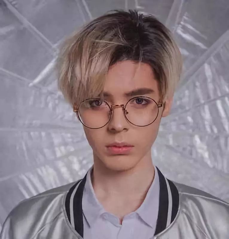 这个外国00后混血会是下一个迪玛希吗？