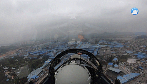 中航工业FTC-2000G飞机首飞成功 可攻击可空战|军民融合|飞机|空战_新浪新闻