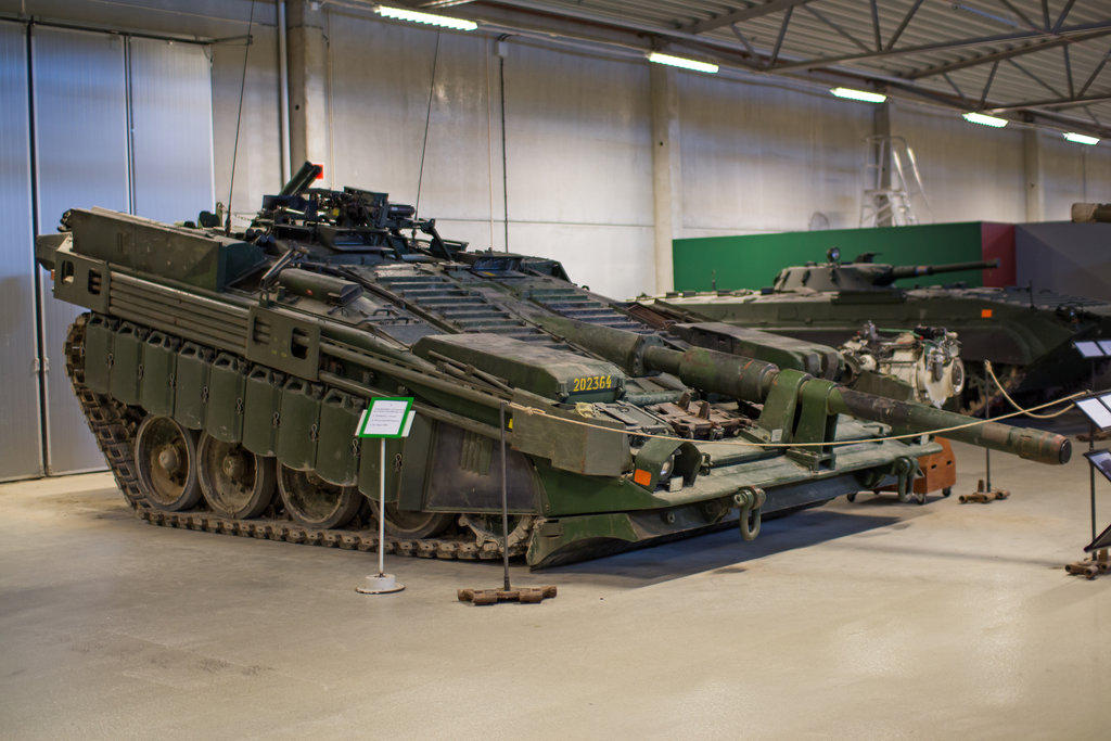 瑞典STRV103坦克的五大神技，最后一项极为难得_手机新浪网