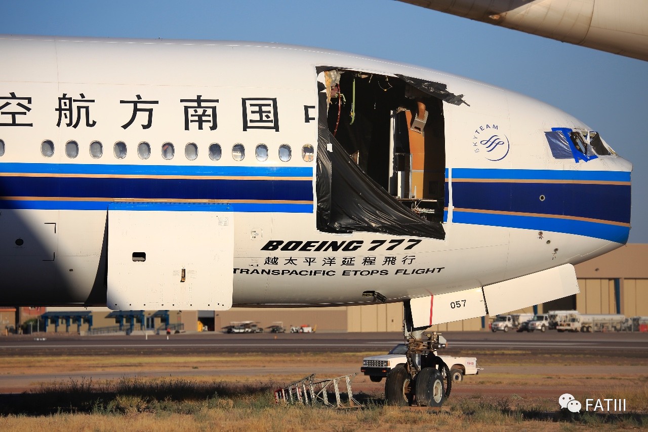 探寻美国航空文化第三集：飞机坟场|飞机|坟场|航空_新浪新闻