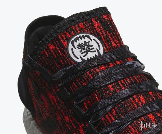 2018年戳心戳肺的狗年限量版 亮瞎24k钛合金狗眼！_新浪游戏_手机新浪网