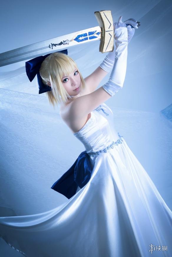 十一区吾王真爱粉cos 各种saber上演换装捆绑play!新浪游戏手机新浪网