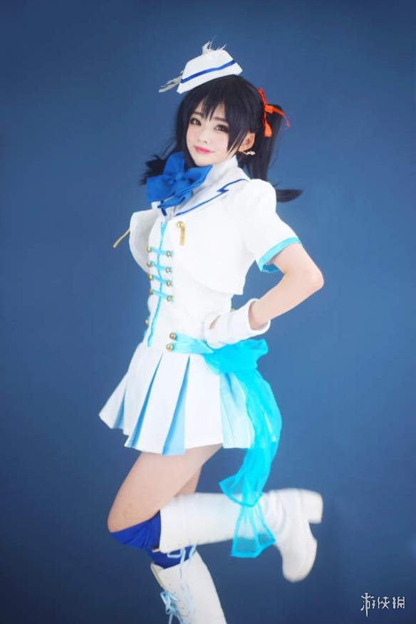 韩国妹子cos《lovelive!》矢泽妮可 颜值爆表神还原！_新浪游戏_手机新浪网
