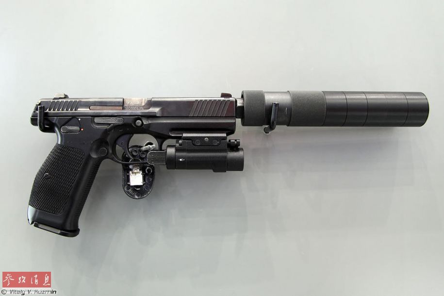 美媒揭秘俄新型狙击步枪：好口碑在各国特种部队之间流传_手机新浪网