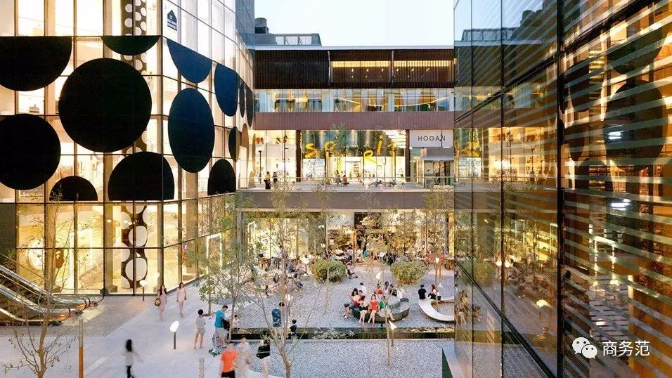 常年明星聚集、大牌扎堆的三里屯到底吸引力在哪？