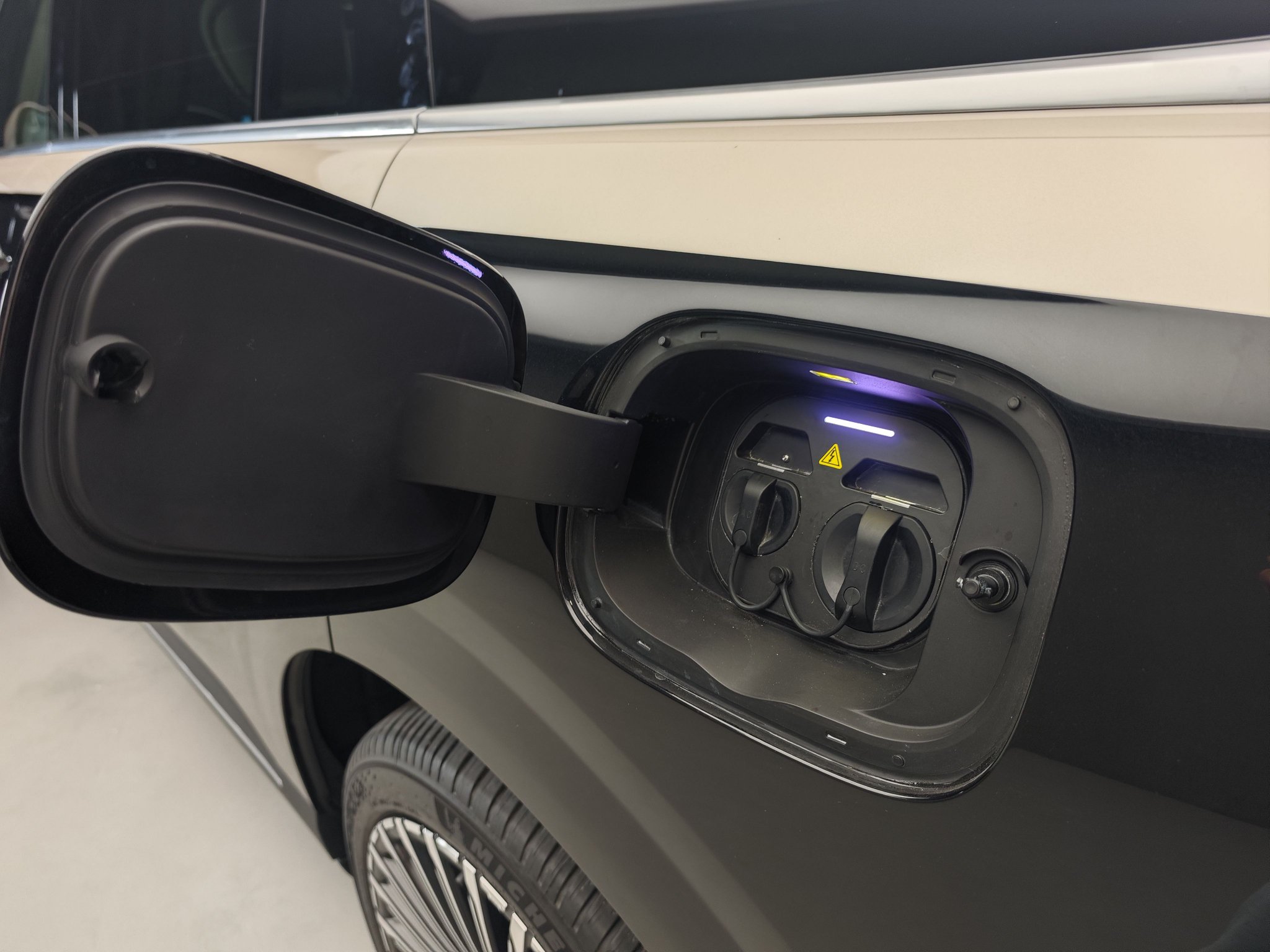 奇瑞风云T11开启预售 预售19.99-26.49万元-手机新浪汽车