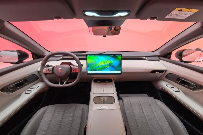 2025深蓝汽车秋季新品发布 深蓝L06/新款深蓝S07多款车型亮相-手机新浪汽车