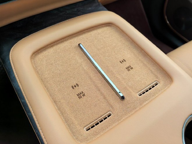 家庭智能新豪华SUV 昊铂HL预售27.98-32.98万元-新浪汽车