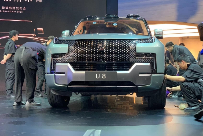 2023上海车展：仰望U8/U9亮相-新浪汽车